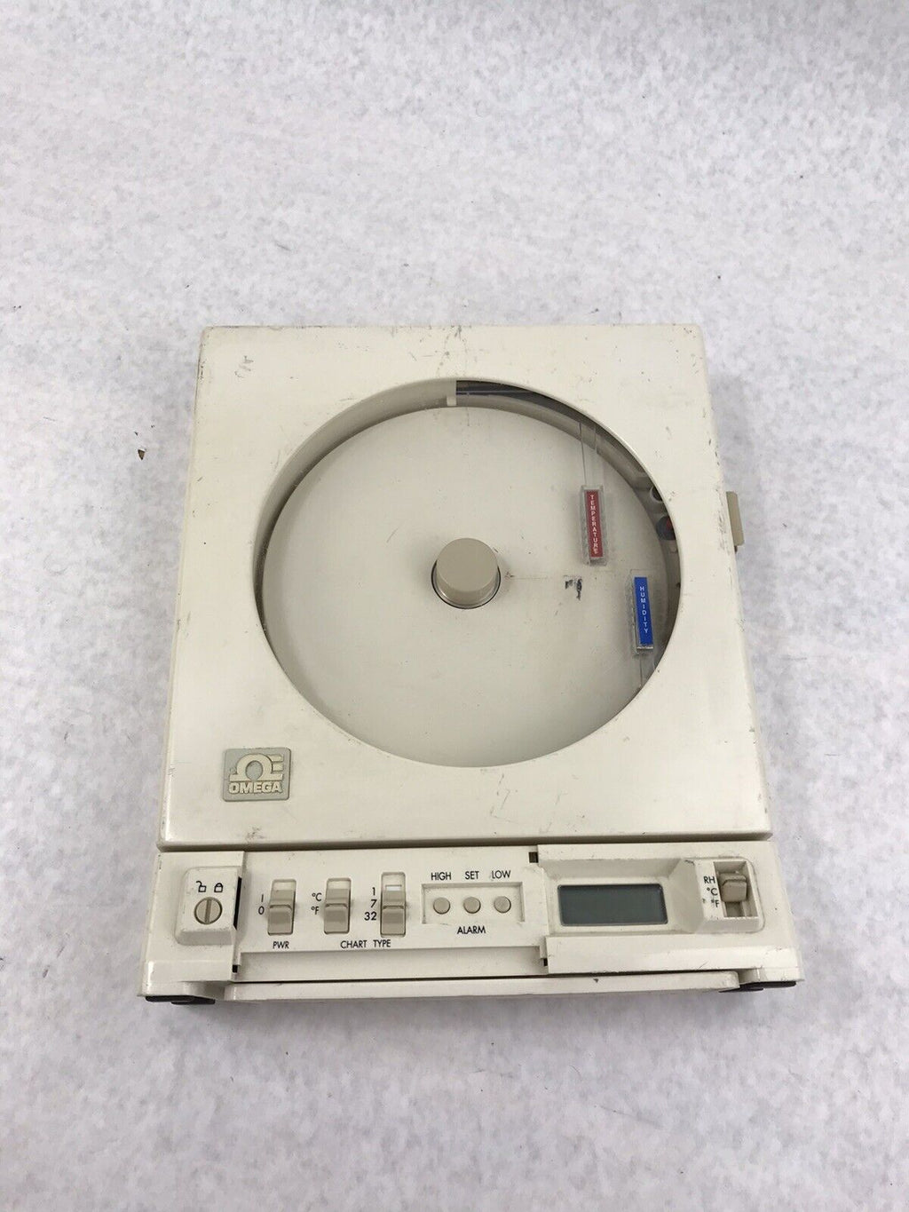 Omega CT485B-110V 3073416 Chart Recorder Temperature / Humidity