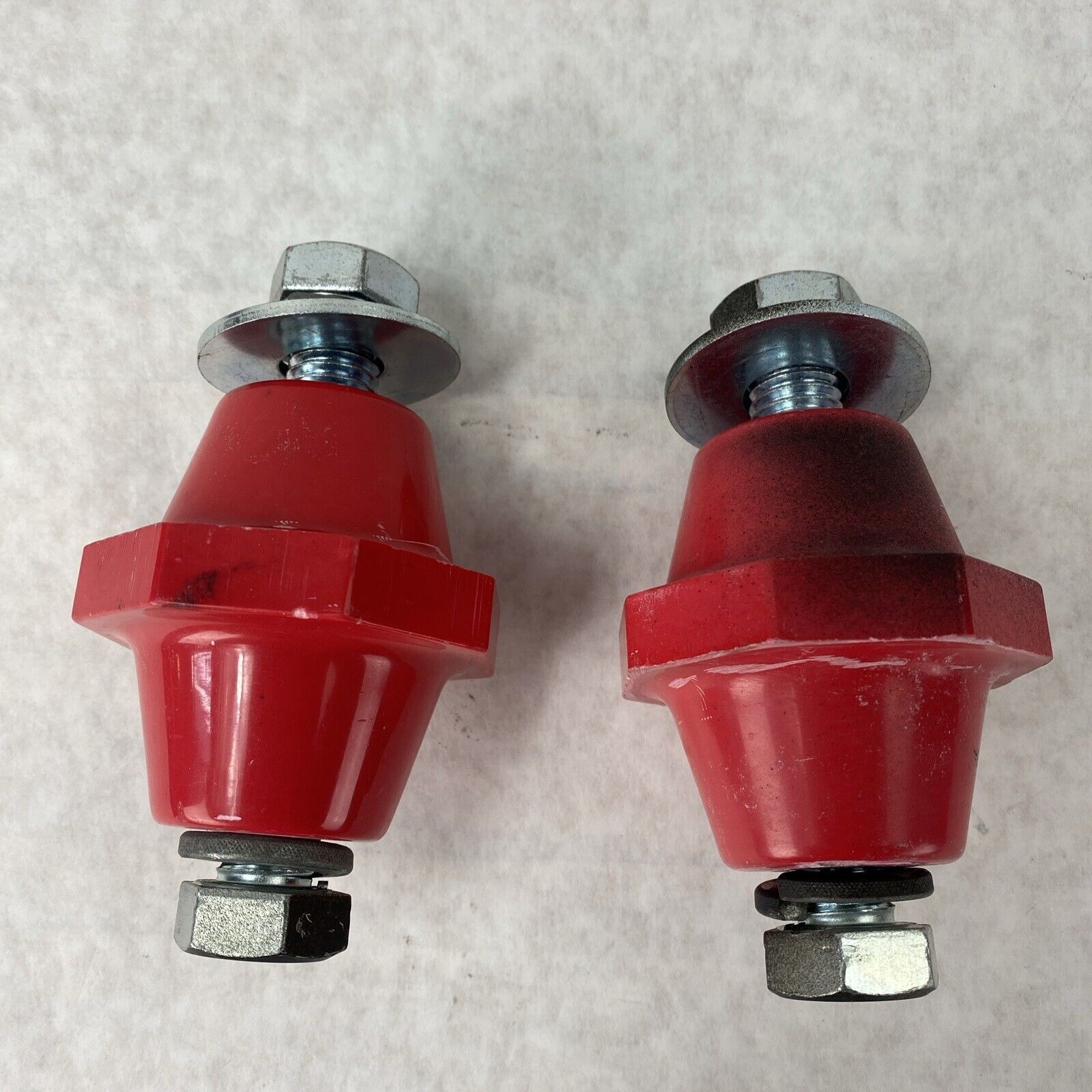 Lot( 2 ) 5/8 16mm Female Red Insulator for Bus Bar