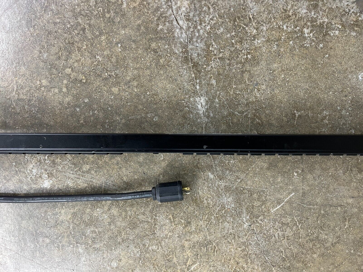 APC AP7862 Metered Server Rack PDU 120/208V 16A 42 Outlets